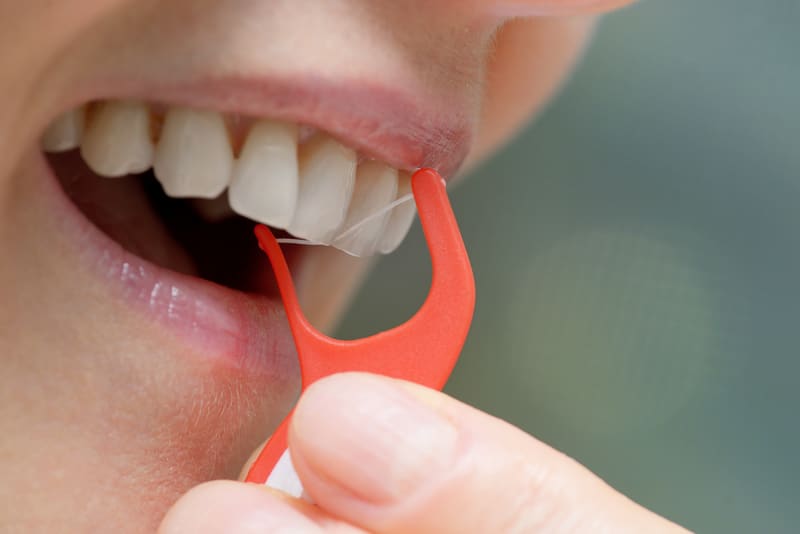 How To Brush and Floss Teeth Correctly | Stonebrook Family Dental in ...