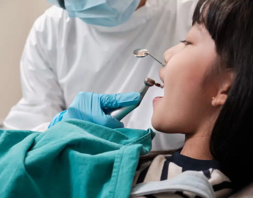 How to Prepare for a Tooth Extraction as an Adult - Dr. Kevin Varley